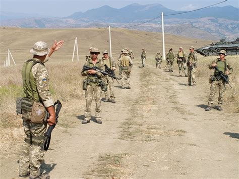 В ДНР сообщили о начале подготовки украинской армии к активным боевым действиям