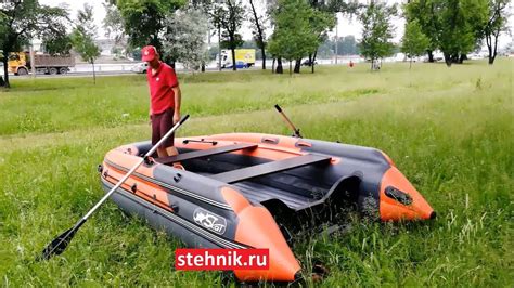 Лодка ПВХ Риф Тритон Скат 400Fi оранжево-серая - YouTube