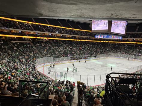 On Location 2022 Nchc Frozen Faceoff College Hockey History