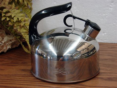 Vintage Copper Bottom Revere Ware 2 Qt Tea Pot Kettle Whistling
