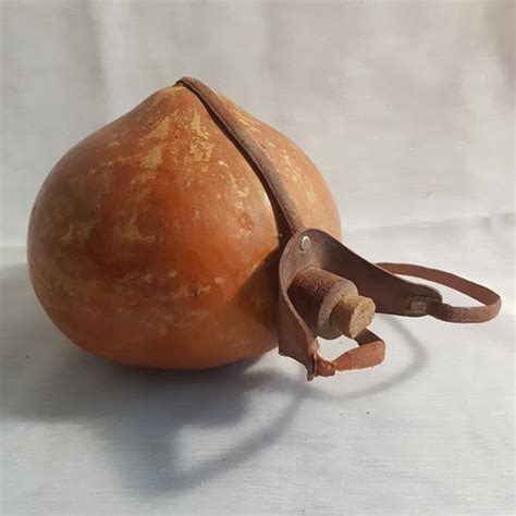 Gourde En Calebasse Label Emmaüs