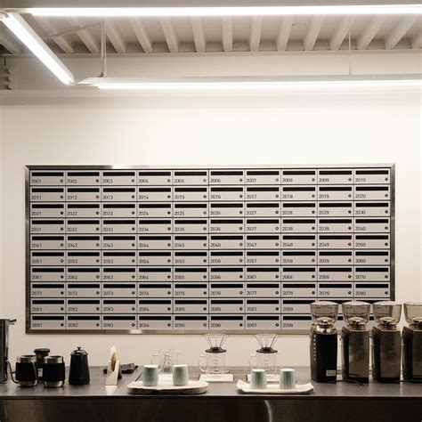 프레소 오늘도 입맛을 연구 중 입니다 커피를 좋아하는 사람들의 개성 강한 입 맛 아마도 세상에서 가장 예민한 입 맛이 아닐까요 때로는 따듯하게 때로는 차갑게