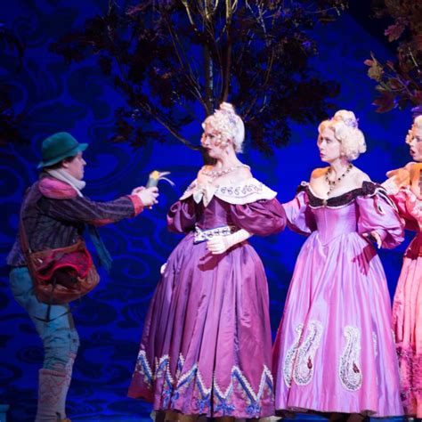 Tuts Frames A Stunning New Vision Of Sondheims Into The Woods