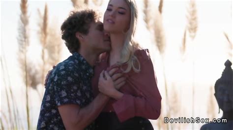 In The Swingers Resort Strangers Fucking Outdoors Eporner