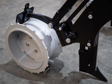 Tines Vs Discs Which Is Better And Why • Dale Drills