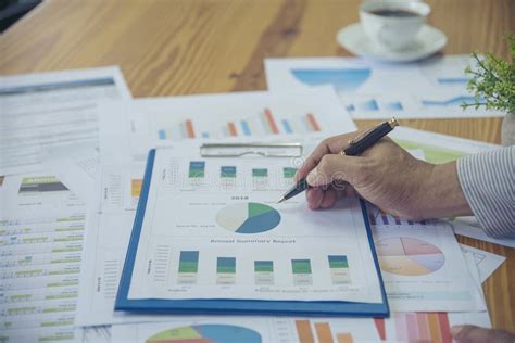 Excel Stat Spreadsheet Business Analytics Graph Statistic With Graph