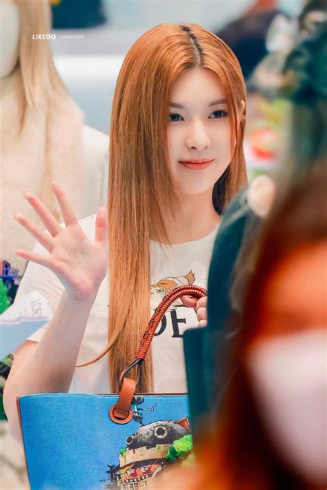 엔믹스 배이 로에베 팝업스토어 이벤트