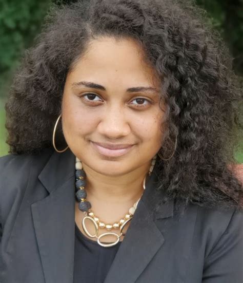 Kim Wickss Instagram Twitter And Facebook On Idcrawl