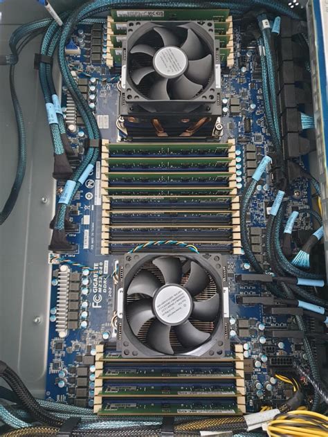 New All Amd Rig 2x Epyc 7313 16 Core 8x Radeon Vii 16gb R Amd