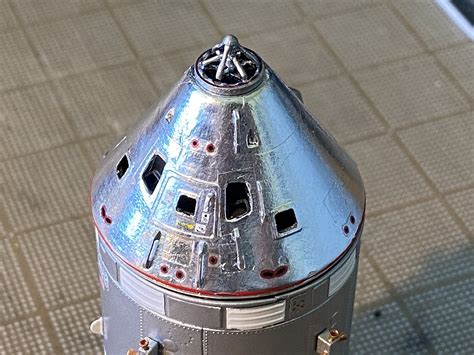 Apollo 11 Saturn V Rocket Plastic Model Rocket Kit 196 Scale