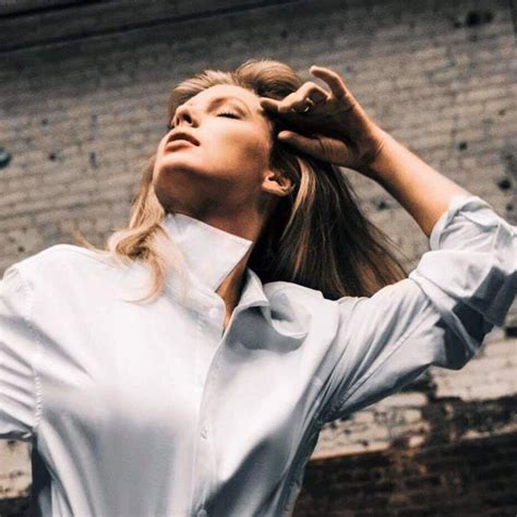 Taylor Swift ポーズ