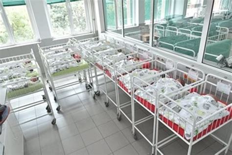 В Шейново работят по нови механизми за контрол след размяната на две бебета Мама 24