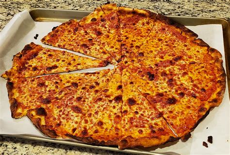 Homemade New Haven Pizza Plain Cheese Apizza Pizza Rfoodporn