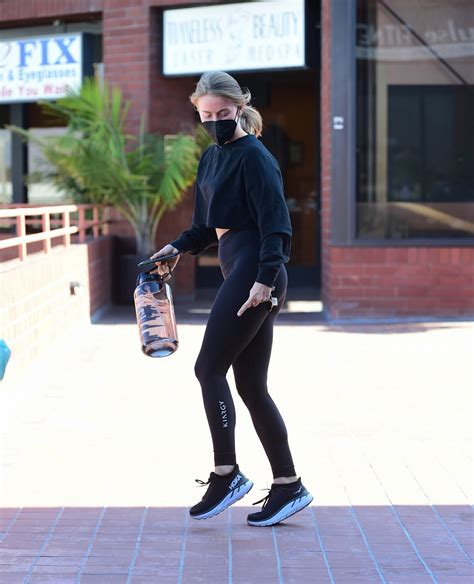 Julianne Hough Appeared On The Street Dressed In Seductive Tight
