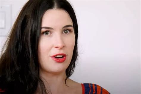 Ex Christian Sex Worker Believes Escorting Healthier Than Interacting