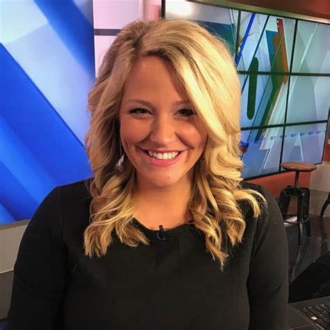 Deanna Falzone Announces Exit From Tv Station Fox 17 Wxmi