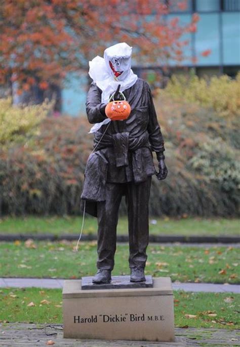 Dicky Bird Schiedsrichter Dicky Bird Schiedsrichter