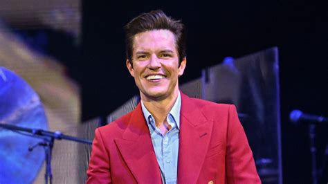 The Killers Frontman Brandon Flowers Unrecognisable At Glastonbury