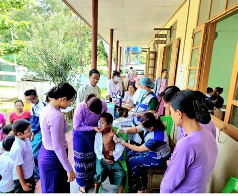 ဆင်ပေါင်ဝဲမြို့၌ အသက် ၅ နှစ်မှ ၁၂ နှစ်အထိ ကျောင်းသား ကျောင်းသူများအား