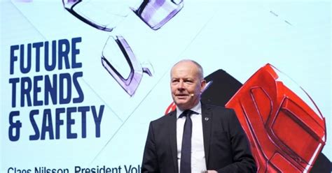 클라스 닐슨 볼보트럭 사장 내년부터 전 차종에 자동긴급제동·차선이탈경고 장착