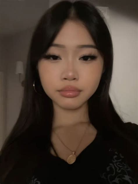 Pin By Nicina On Pretty Soft Makeup Looks Simple Makeup Fashion Makeup