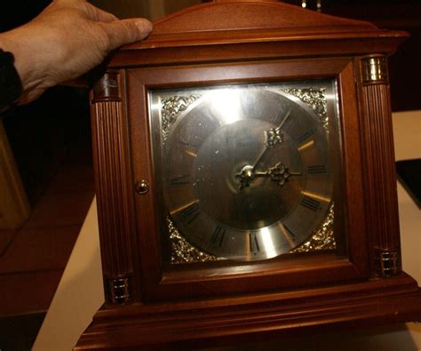 Bulova Westminster Chime Mantle Clock Hourly Half Hour Pristine