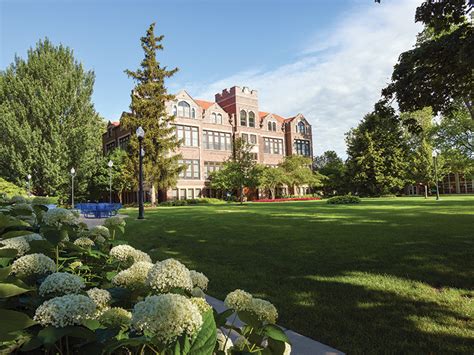 Au Named To List Of 20 Beautiful Campuses