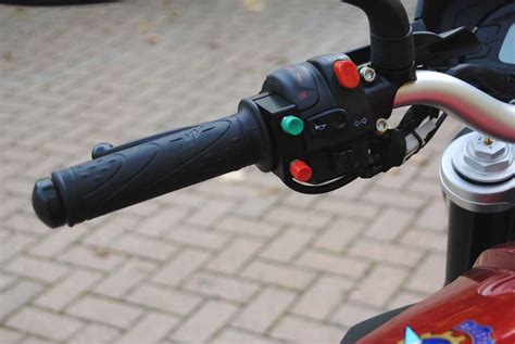 Servo Assisted Gearbox With Eco Friendly Option