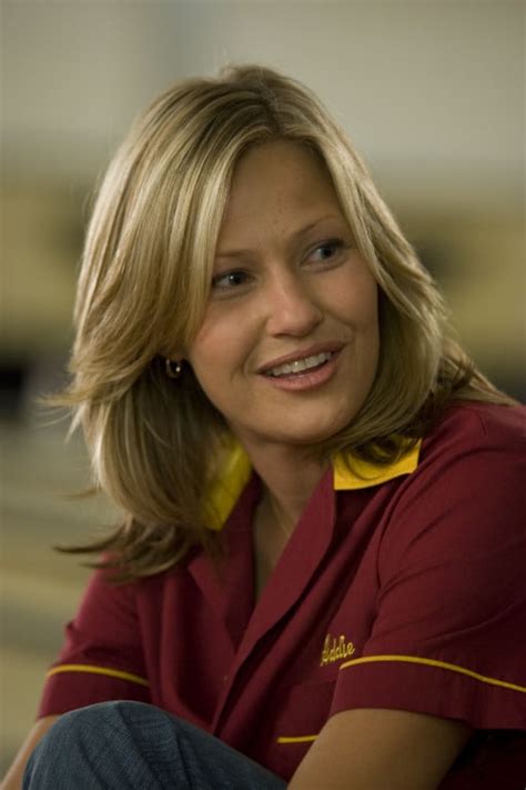 Joey Lauren Adams Image