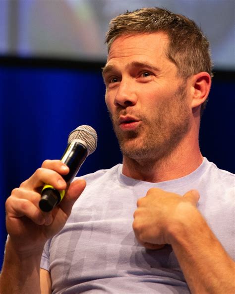 Luke Macfarlane Page Lpsg