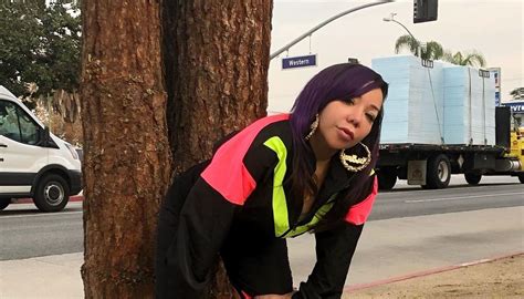 Work It Lil Mama Tiny Harris Shows Off Her Natural Hair And Flawless Beauty