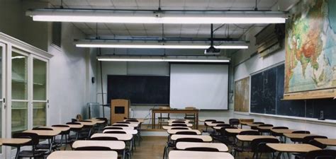 How To Hang Lights In Classroom 10 Effective Steps 2025