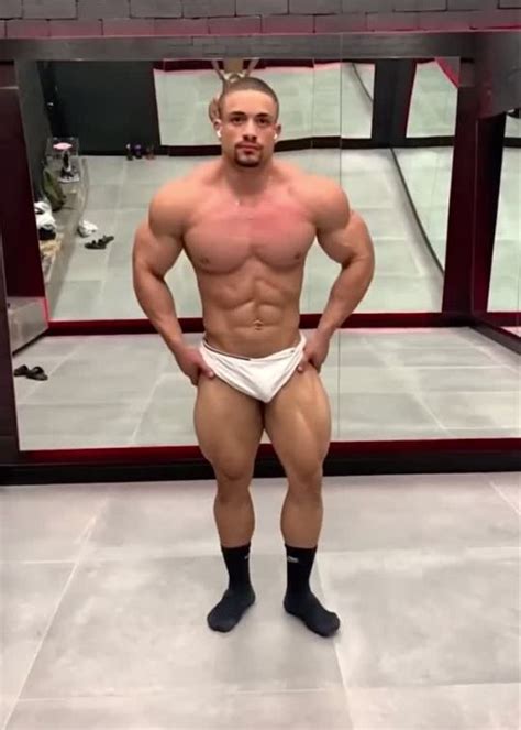 Guilherme Araujo Tumbex