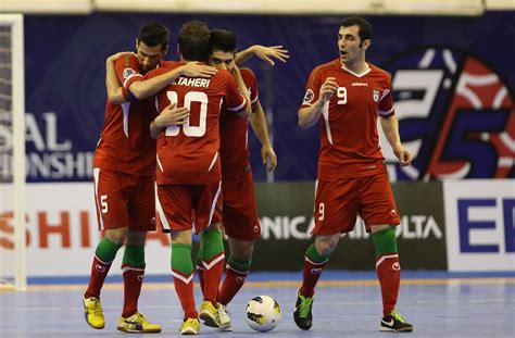 پایگاه خبری فوتسال ایران زمانی که جادوگر، فوتسالیست بود علی کریمی از