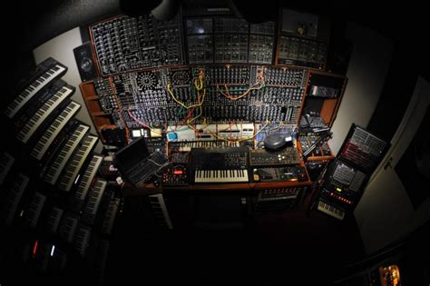 You Know Its A Monster Synth When You Have To Use The Fisheye Lens Synthtopia