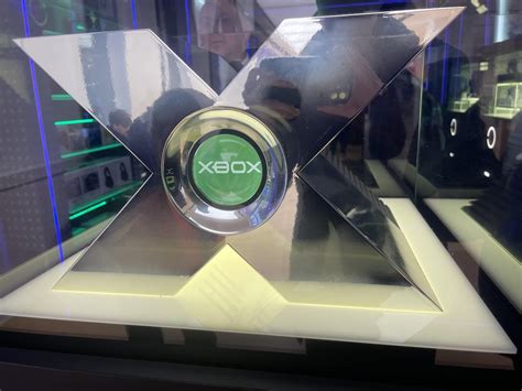 A Prototype Xbox Seen At The Microsoft Store In London R Xbox