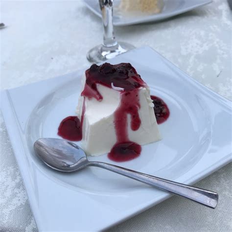 Photos At Trofta E Drinit Radavc