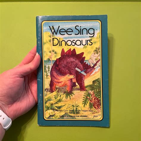 Wee Sing Dinosaurs By Pamela Conn Beall
