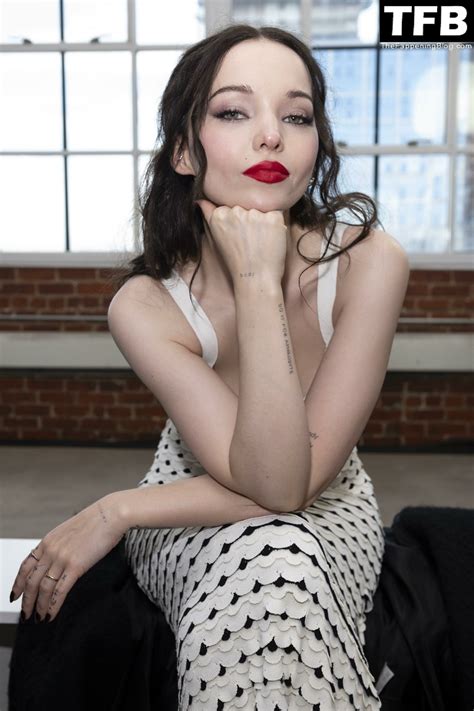 Dove Cameron Sexy Photos Sexy E Girls