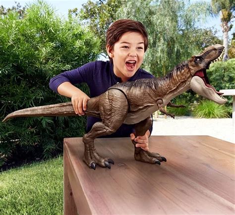 Jurassic World Super Colossal Tyrannosaurus Rex T Rex Dominion