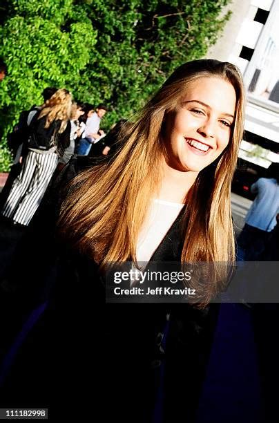 51 Alicia Silverstone 1994 Photos And High Res Pictures Getty Images