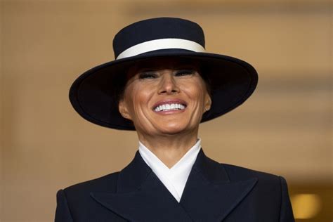 Melania Trumps Inauguration Look Gets Meme Treatment Thanks To Show