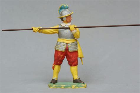 Sold Ecw Roundhead Pikeman Yellow Plastic Herald Toys And Models