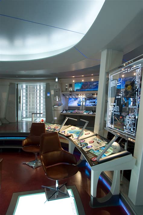 A Closer Look At The Enterprise Bridge From 2009 Trek Mate