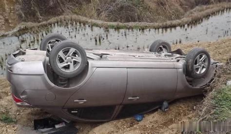 你知道汽车为什么会突然翻车吗？