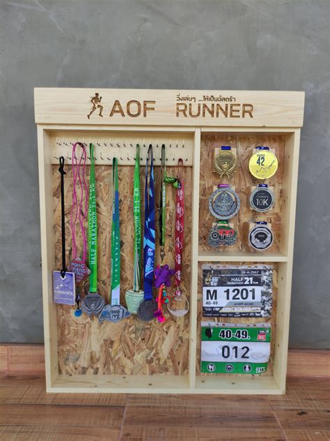 ตู้โชว์เหรียญวิ่ง ที่แขวนเหรียญ แฮนด์เมด สั่งทำได้