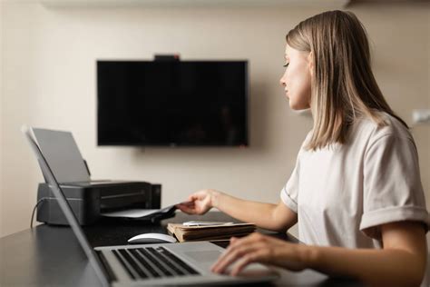 top 10 beginner video tutorials to learn gimp fast