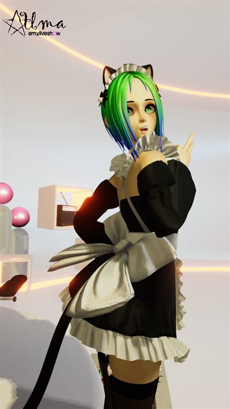 Come Check Out My New Suit Emyliveshow R