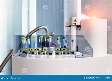 Orange Light Indicates The Loading Status Of A Sample With Nmr Spectroscopy Automation For