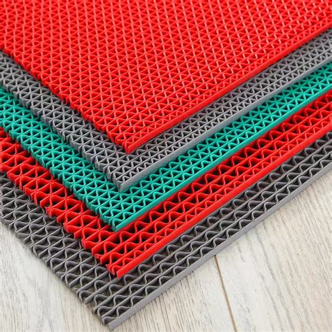 แผ่นยางกันลื่น ขนาด 120 200cm หนา6mm แผ่นรองกันลื่น แผ่นกันลื่นห้องน้ำ แผ่นยางpvcปูพื้นs305